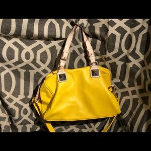 Shoe Dazzle | Bags | Beautiful Yellow Spring Purse | Poshmark